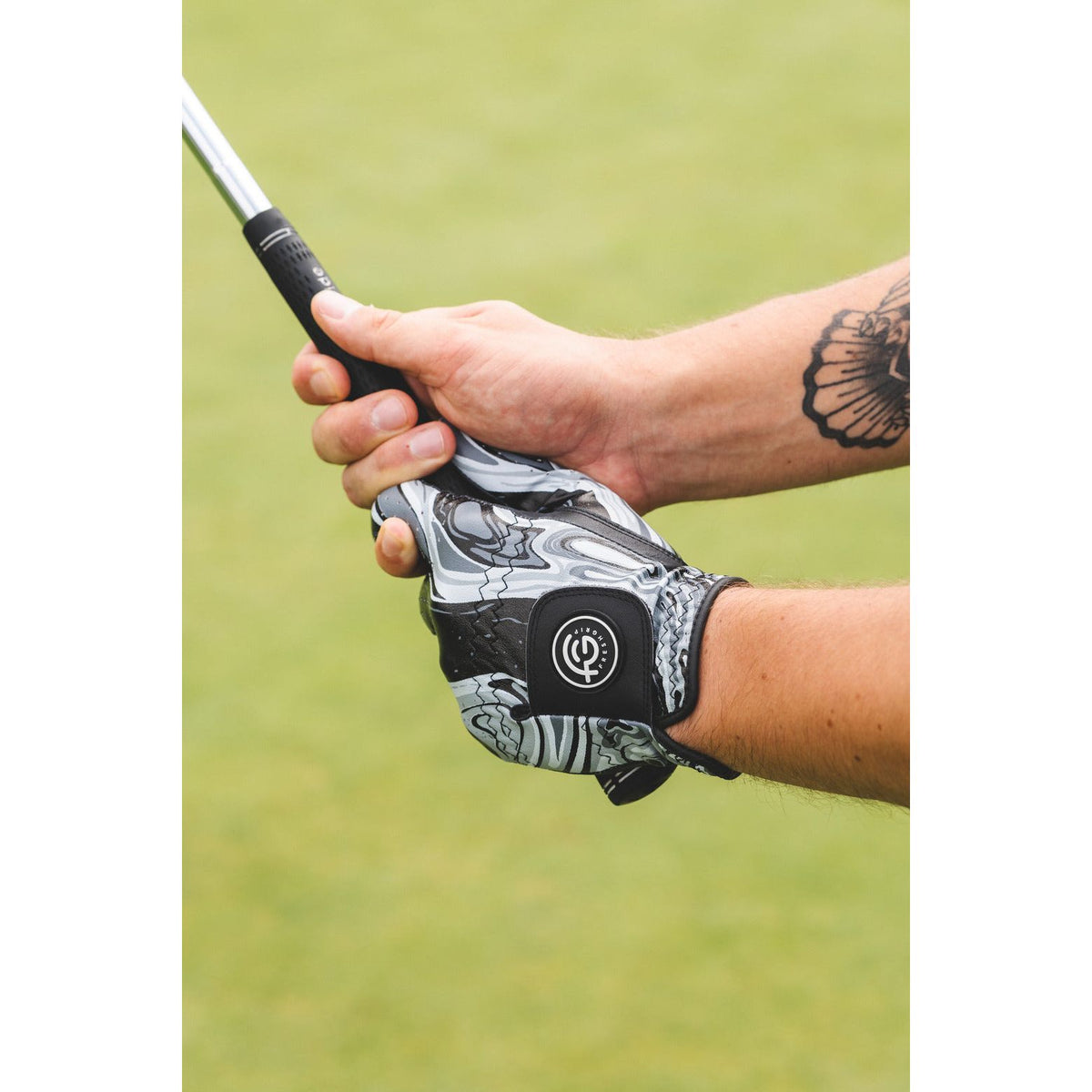 Black Marble Golf Glove | Motif Collection | FreshGrip